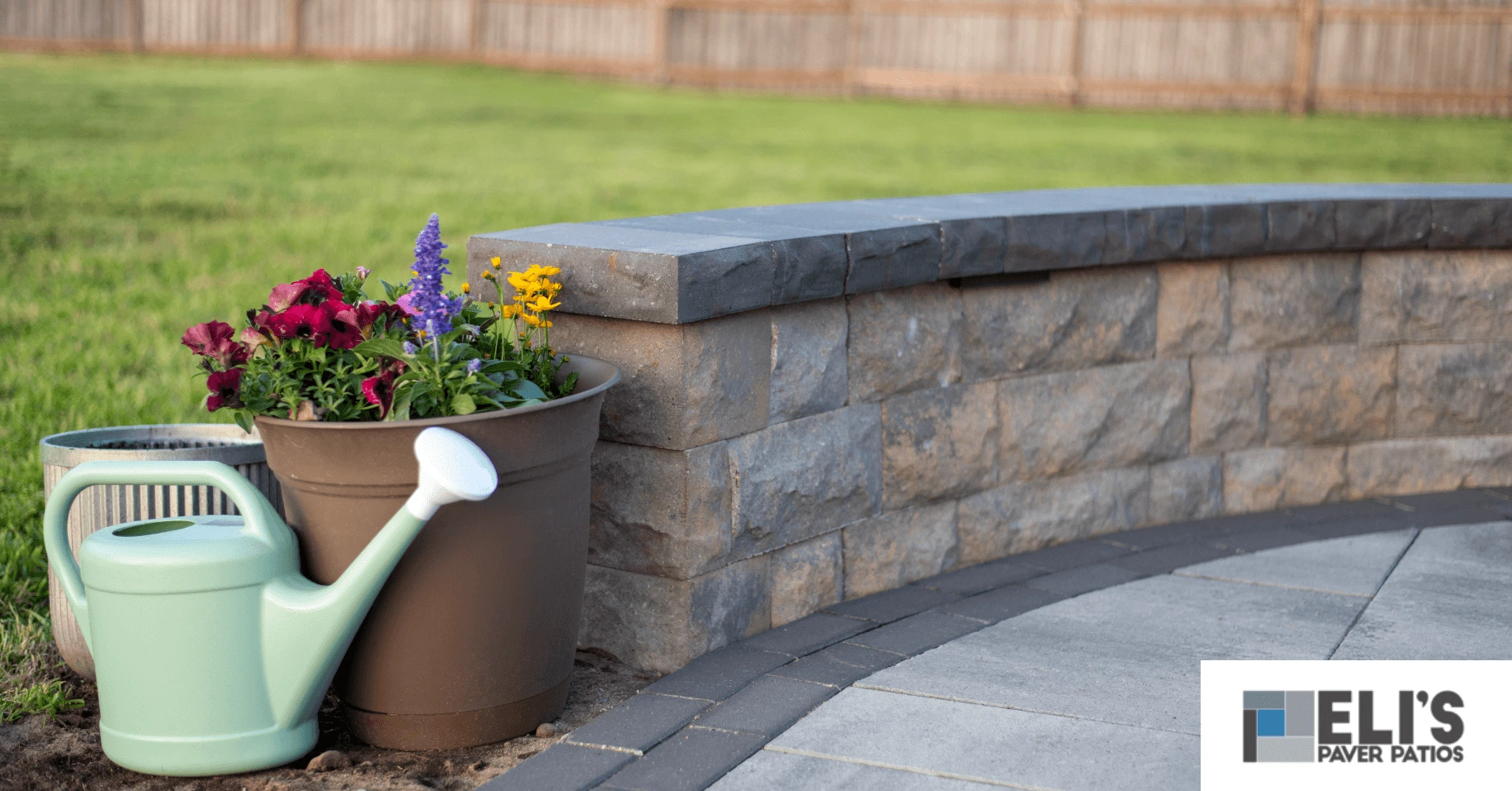 Stylish Retaining Wall Seating | Eli's Paver Patios